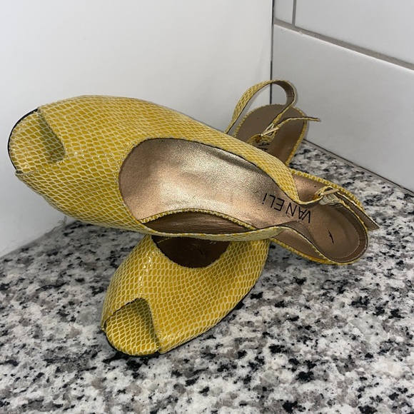 Vaneli | Shoes | Vintage Vaneli Yellow Snake Skin Heels | Poshmark